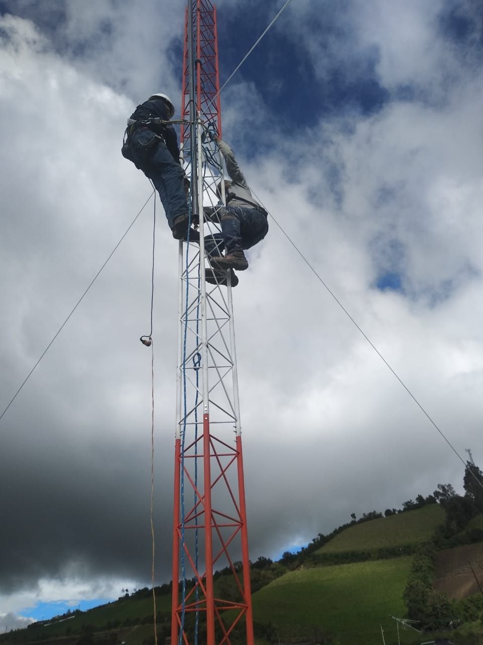 Guyed Towers: Comprehensive Turnkey Solutions for Optimal Performance ...